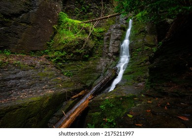 13,354 Slow shutter rock Images, Stock Photos & Vectors | Shutterstock