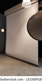 Simple Lightning Studio Setup Portrait Photo Stock Photo 1515009185 ...