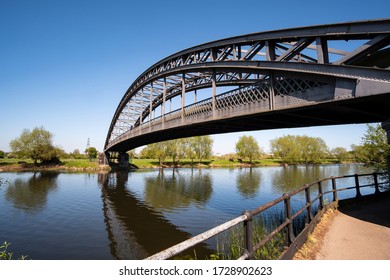 656 Single span bridge Images, Stock Photos & Vectors | Shutterstock
