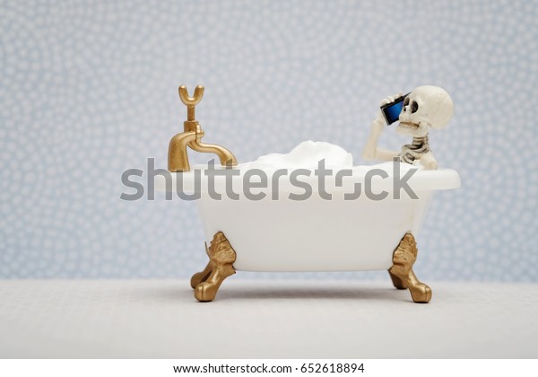 Skeleton Having Phone Call While Having Stock Photo 652618894 ...