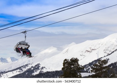 Ropewaygondola Cable Car Solang Valley Near Stock Photo 1145788208 ...