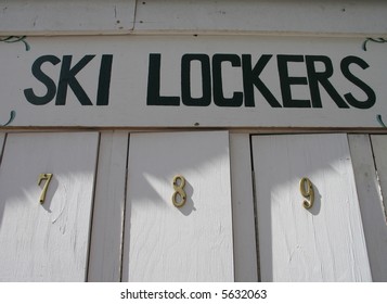 61 Ski Storage Sign Images, Stock Photos & Vectors | Shutterstock