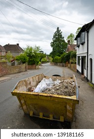 942 Skip hire Images, Stock Photos & Vectors | Shutterstock