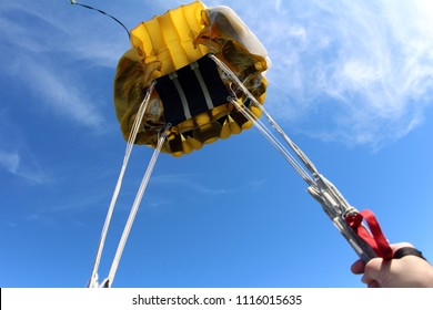 3,181 Skydiving Parachute Canopy Images, Stock Photos & Vectors ...