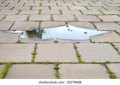 7.018 imagens de Puddle concrete Imagens, fotos stock e vetores ...