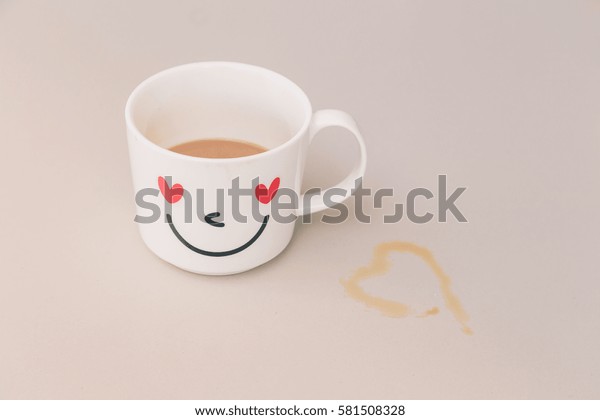 Smiley Face Coffee Cup Stock Photo 581508328 | Shutterstock