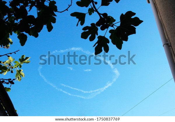 Smiling Cloud Face Drawn By Skywriter Stock Photo 1750837769 | Shutterstock