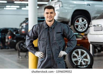 92,947 Auto mechanic hands Images, Stock Photos & Vectors | Shutterstock