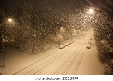 29,006 Car winter night Images, Stock Photos & Vectors | Shutterstock