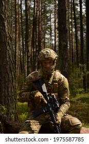 Solidier Looking Camera 2 Stock Photo 1975587785 | Shutterstock