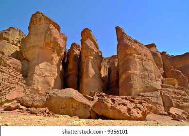 1,252 Solomon Pillars Images, Stock Photos & Vectors | Shutterstock