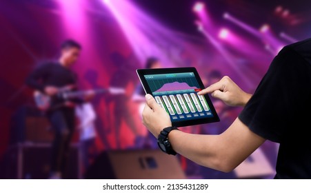 25,407 Tablet sound Images, Stock Photos & Vectors | Shutterstock