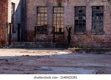 7,223 Between two walls Images, Stock Photos & Vectors | Shutterstock
