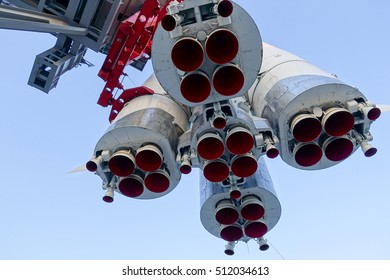 11,344 Rocket Engine Stock Photos, Images & Photography | Shutterstock