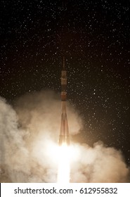 Spaceship Launch Clouds Star Rocket Launch Stock Photo 612955832 ...