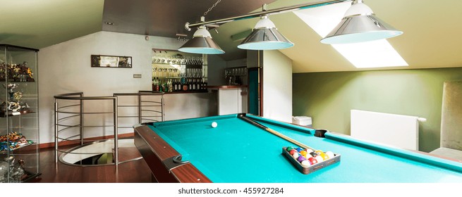 2,286 Snooker room Stock Photos, Images & Photography | Shutterstock