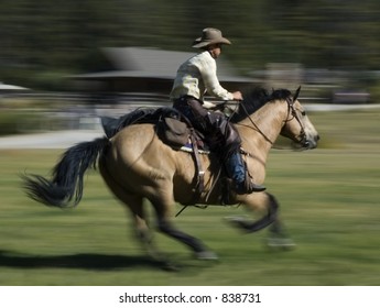10,539 Running horse cowboy Images, Stock Photos & Vectors | Shutterstock