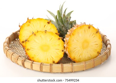 Split Pineapple Isolated On White Background Stock Photo 75499234 ...