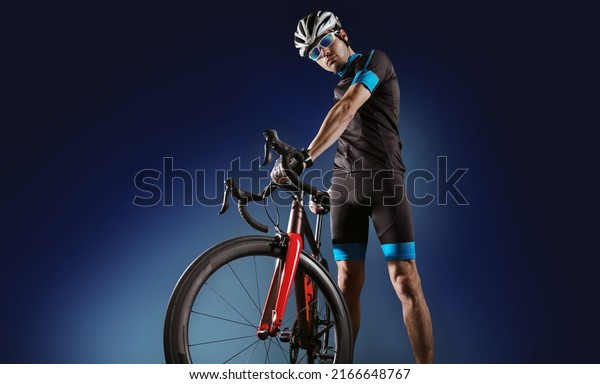 560 imágenes de Cyclist face close up - Imágenes, fotos y vectores de ...