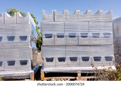 Stack Bond Beam Cinder Cement Blocks Stock Photo 2000074724 | Shutterstock