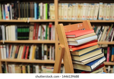 Stack Books Library Stock Photo 1446139688 | Shutterstock