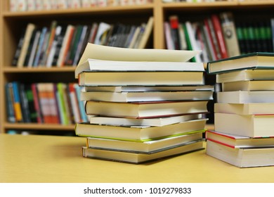 Stack Books On Table Stock Photo 1019271097 | Shutterstock