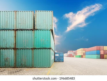 18,767 Metal crate Images, Stock Photos & Vectors | Shutterstock