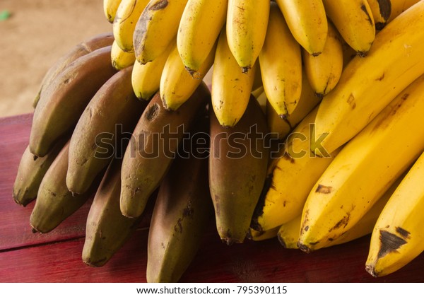 Stack Cavendish Red Mini Pisang Bananas Stock Photo 795390115 ...