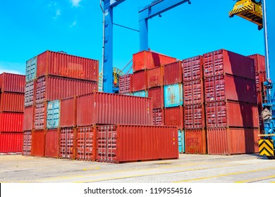 Stack Containers Box Cargo Freight Ship Foto de stock 1199554513 ...