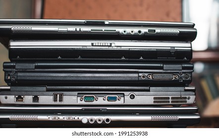 2,211 Stack old laptops Images, Stock Photos & Vectors | Shutterstock