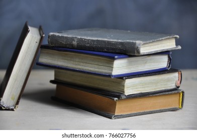 110 Pocket guide book Images, Stock Photos & Vectors | Shutterstock