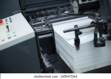 203 Sheet fed printing machine Images, Stock Photos & Vectors ...