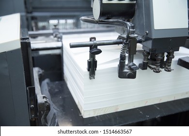 203 Sheet fed printing machine Images, Stock Photos & Vectors ...