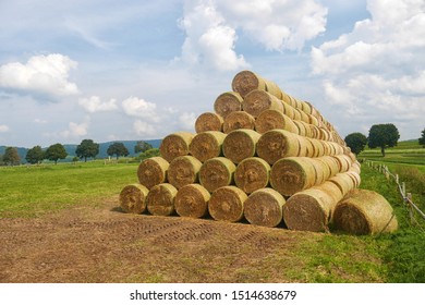 Stack Straw Bales Round Straw Bales Stock Photo 1514638679 | Shutterstock