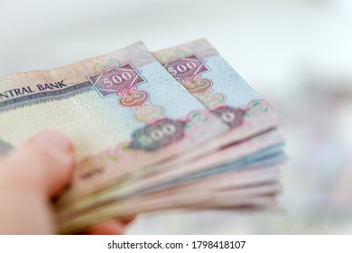 Stack Uae Dirhams Womans Hands Closeup Stock Photo 1798418107 ...