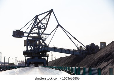 Stackerreclaimer During Loading Unloading Coal Coal 스톡 사진 1503663797 ...