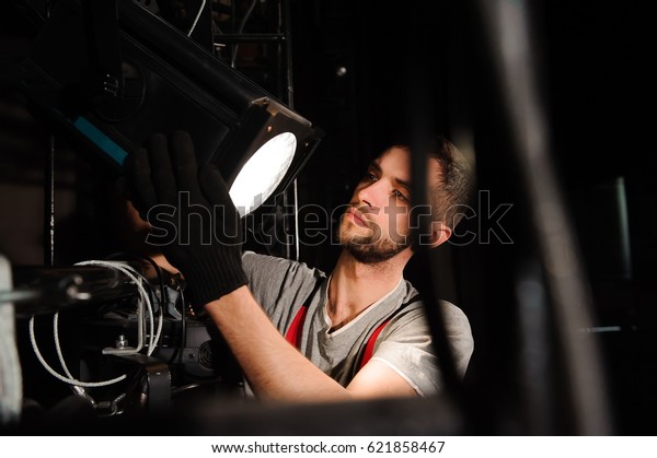 43,375 Lighting Technician Images, Stock Photos & Vectors | Shutterstock