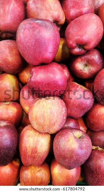 Starking Apples Stock Photo 617804792 | Shutterstock