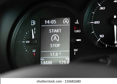 21,127 Start stop light Images, Stock Photos & Vectors | Shutterstock