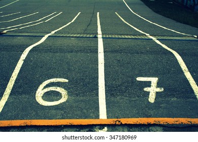2,462 Running race starting point Images, Stock Photos & Vectors ...