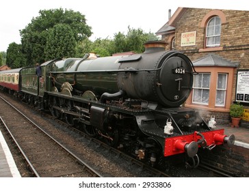 19,274 Red steam train Images, Stock Photos & Vectors | Shutterstock