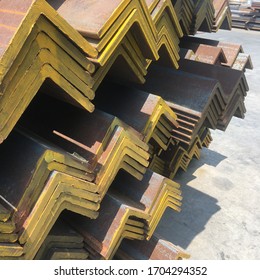 Steel Angle Rust Steel Steel Support Stock Photo 1704294352 | Shutterstock