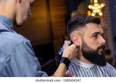 327 Salon apprentice Images, Stock Photos & Vectors | Shutterstock