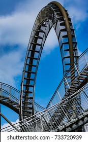Step Into Loop Stock Photo 733720939 | Shutterstock