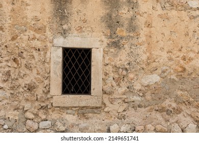 8,546 Small square windows Images, Stock Photos & Vectors | Shutterstock