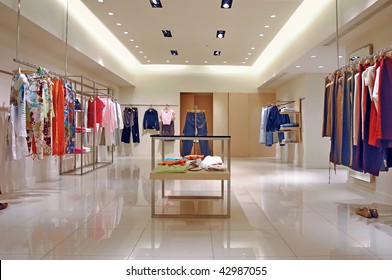 116,863 Beauty store interior Images, Stock Photos & Vectors | Shutterstock
