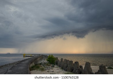 Storm Heavy Rain Dramatic Clouds Sky Stock Photo 1100763128 | Shutterstock