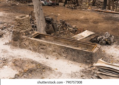 Structure Destroyed By Thomas Fire Along Stock Photo 790757308 ...