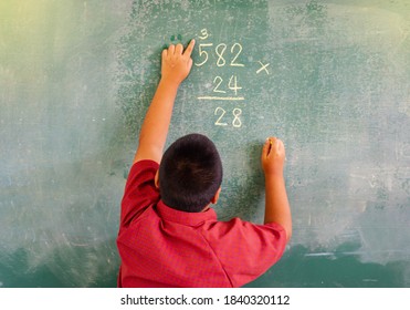 152 Girls doing math on board Stock Photos, Images & Photography ...