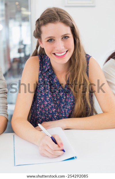 「Student Taking Notes Class College」の写真素材（今すぐ編集） 254292085